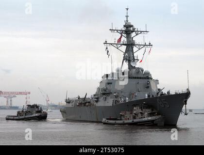 The large harbor tugs KITTANNING (YTB-787), WAUWATOSA (YTB-775) and ...