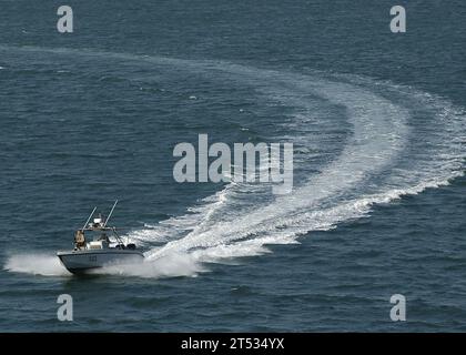 Harbor Patrol Unit Bahrain, MSO, port security, Sailors, U.S. Navy ...