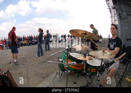 MSO, people, Sailor, USS Boxer Stock Photo - Alamy