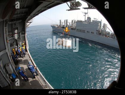 USS Concord (AFS-5) underway in 1992 Stock Photo - Alamy