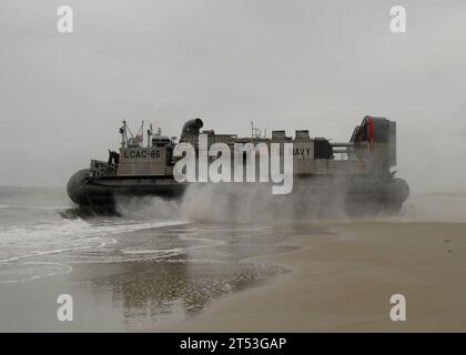 camp lejune, landing craft, lcac. landing craft air cushion, Marines, u ...