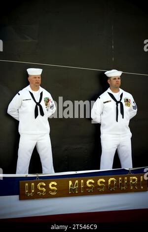 groton, Ray Mabus, Secretary of the Navy, submarine base Stock Photo ...