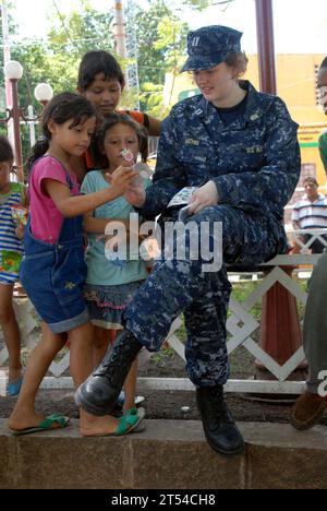 Continuing Promise '09, USNS Comfort Stock Photo - Alamy
