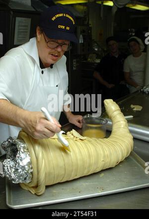 people, Sailor, USS Dwight D. Eisenhower Stock Photo - Alamy