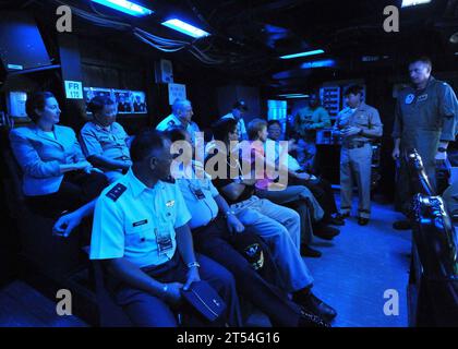 CVN 73, Rear Adm. Kevin Donegan, USS George Washington Stock Photo - Alamy