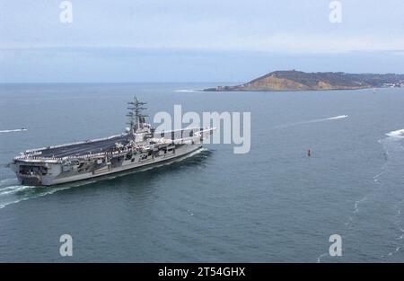 CVN 76, Homecoming, Ronald Reagan Carrier Strike Group Stock Photo - Alamy