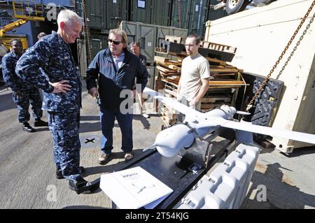 Deployment 2011, USS Comstock (LSD 45 Stock Photo - Alamy