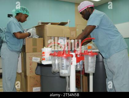 Disaster relief, earthquake, Haiti, navy, Operation Unified Response, U ...
