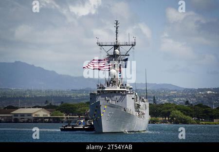 family, frigate USS Reuben James (FFG 57), Guided-Missile, HAWAII ...
