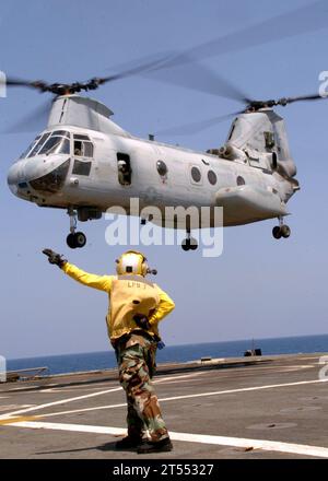 flight deck, flt deck, helicopter, landing, yellow shirt Stock Photo ...
