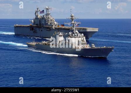formation, Nassau Strike Group, ship, steam Stock Photo - Alamy