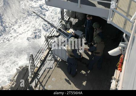 Frigate, MK 38 25 mm mounted gun, U.S. Navy, USS Boone (FFG 28 ...