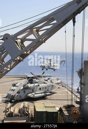 Golden Eagles, helicopter, Marine Medium Tiltrotor Squadron (VMM) 162 ...