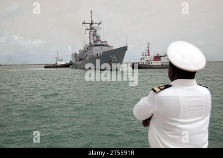 The guided missile frigate USS DOYLE (FFG-39) and the fleet oiler USNS ...