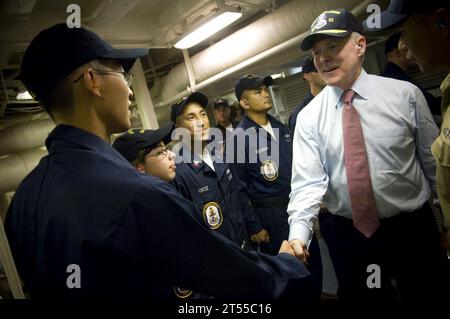 HAWAII, Pearl Harbor, Ray Mabus, secnav, USS Arizona Stock Photo - Alamy