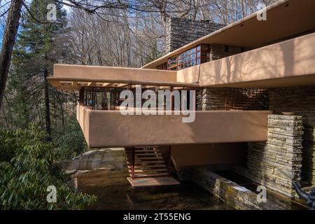 Fallingwater Architecture House Stock Photo - Alamy
