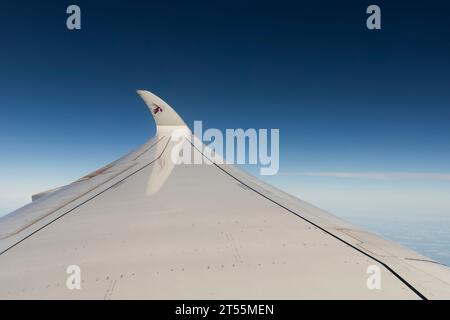 Qatar Airways A350 Wing tip Stock Photo - Alamy