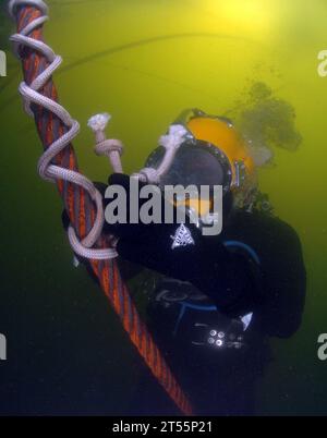 Juliett 484 Submarine Salvage K77 MDSU2 Stock Photo - Alamy