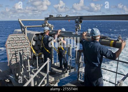 LHD 8, missile upload, USS Makin Island Stock Photo - Alamy