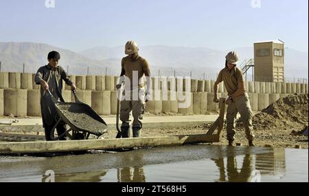 NMCB-40, Sailor, Seabee, U.S. Navy Stock Photo - Alamy