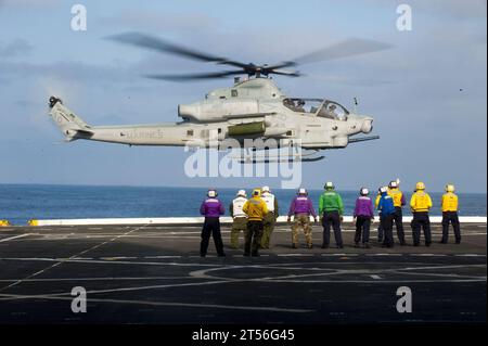 RHIB, U.S. Navy, USMC, USS New Orleans Stock Photo - Alamy
