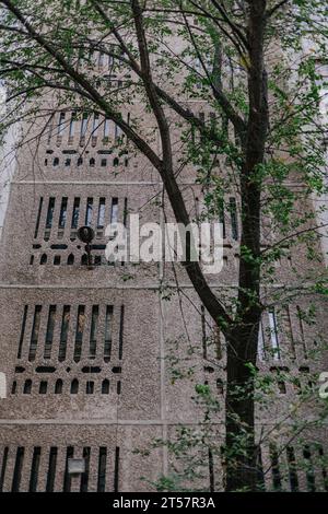 Typical Soviet city building of the CIS stalinka Stock Photo - Alamy