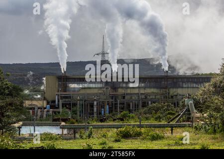 Olkaria I Geothermal Power Station in the Hell's Gate National Park ...