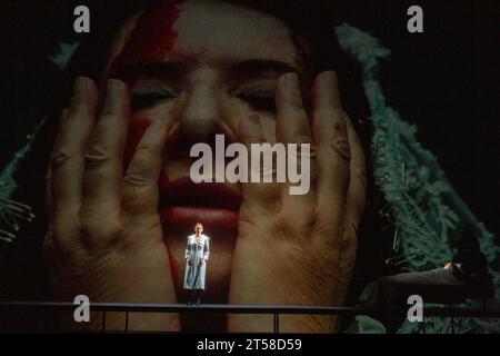 Sarah Tynan (as Lucia in Lucia di Lammermoor by Donizetti) with Marina ...