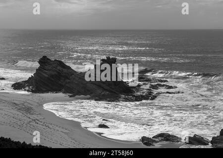 The Samoqueira beach on a stormy and windy day in Porto Covo, Alentejo ...