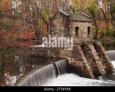 Speedwell Lake and dam Morristown, New Jersey in autumn. The area is ...