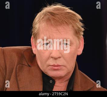 Schauspieler Ben Becker zu Gast in der WDR Talkshow Kölner Treff ...