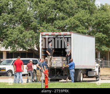 A container with the science canister from NASA's OSIRIS-REx mission is ...