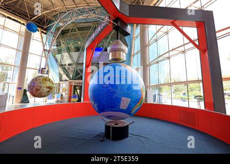 Magnetic levitation ground moon demonstration instrument in a science ...