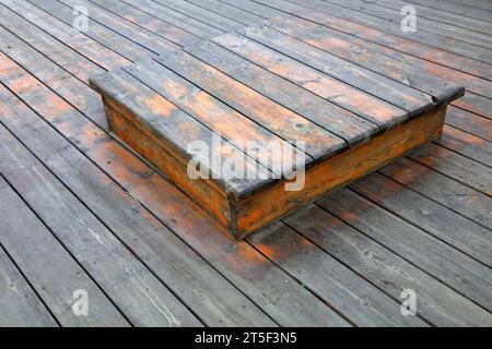 Paint mottled wooden floors and platforms Stock Photo - Alamy