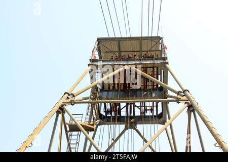 drilling derrick in a iron mine in the blue sky Stock Photo - Alamy