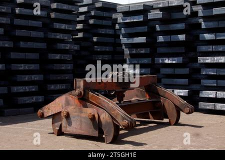 steel ingot in enterprise warehouse workshop in China Stock Photo - Alamy