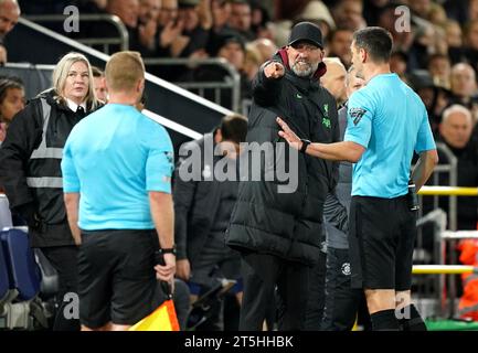 Assistant referee Nick Hopton Stock Photo - Alamy