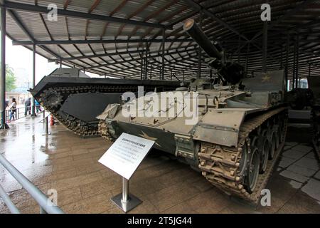 BEIJING - MAY 24: American M41 type 155 mm howitzer, in the Chinese ...