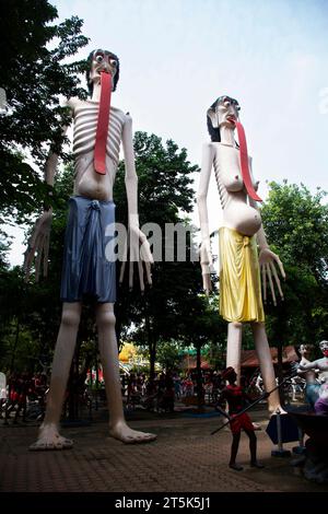 Preta hungry ghosts and zombie statue in buddhist cosmology spirits ...