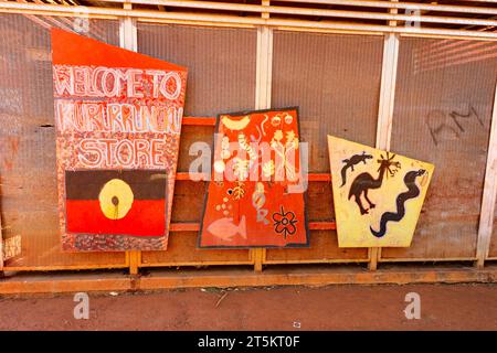 Kururrungku Store in the Aboriginal community of Billiluna or ...