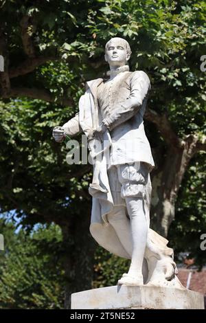 Statue of Etienne de la Boetie, Sarlat, Dordogne, France Stock Photo ...