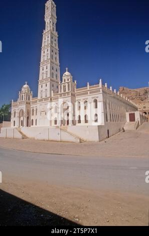 Al-Muhdhar Mosque is one of the historical mosques in the ancient city ...