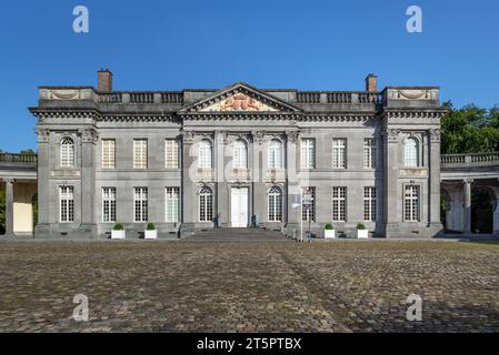 Chateau de Seneffe, 18th-century Neoclassical castle, manor house in ...