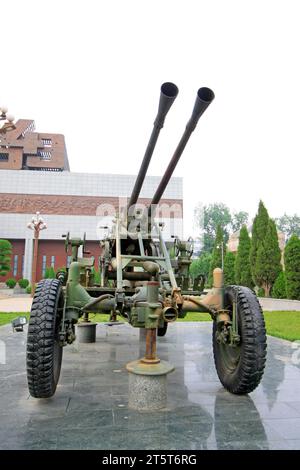 double tube of anti-aircraft guns in north China military martyrs ...