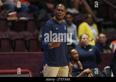 Blacksburg, Virginia, USA. 6th Nov, 2023. Virginia Tech Hokies center ...