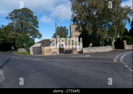 Chollerton Stable and Hearse House just a bit south of St Giles Church ...