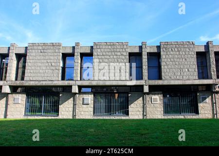 Strathcona Building, University of Birmingham campus. UK Stock Photo ...