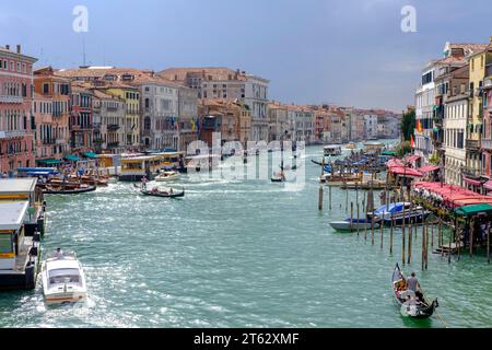 The Grand Canal is Venice's main artery, winding through the city in a ...