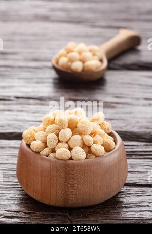 Organic popping Quinoa - Chenopodium quinoa. Healthy food Stock Photo ...