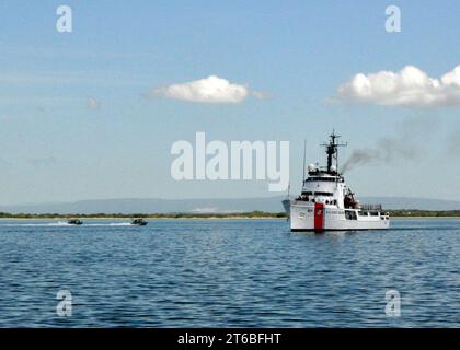 USCGC Valiant Pulls Into GTMO Stock Photo - Alamy